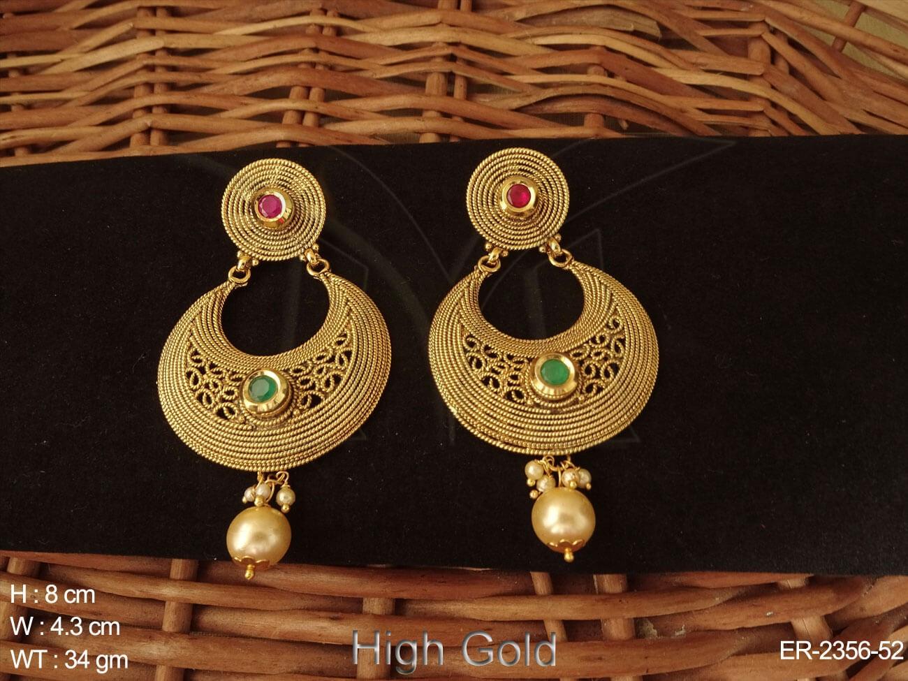 Chand Bali Round Chakri Antique Earring