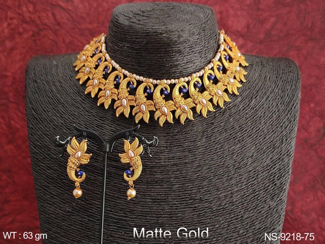 Beautiful Design Kemp Jewelry Matte Gold Polish Designer Kemp Necklace ...