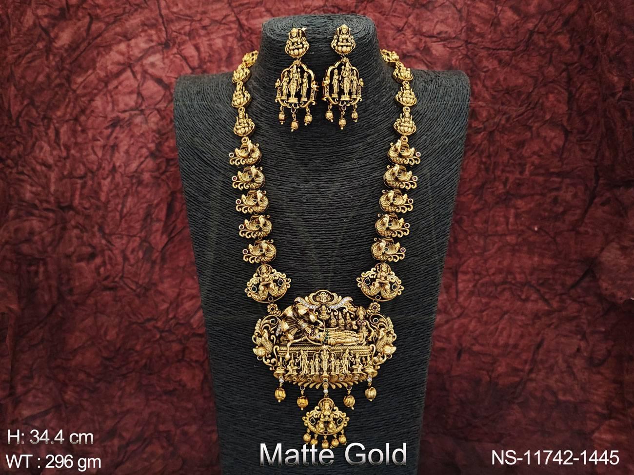 Matte Gold Polish God Laxmi Design Fancy Style Party wear Beautiful ...