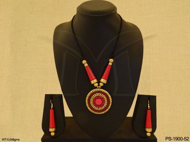 Manek Ratna | Imitation Jewellery Manufacturer & Wholesalers | Polki ...